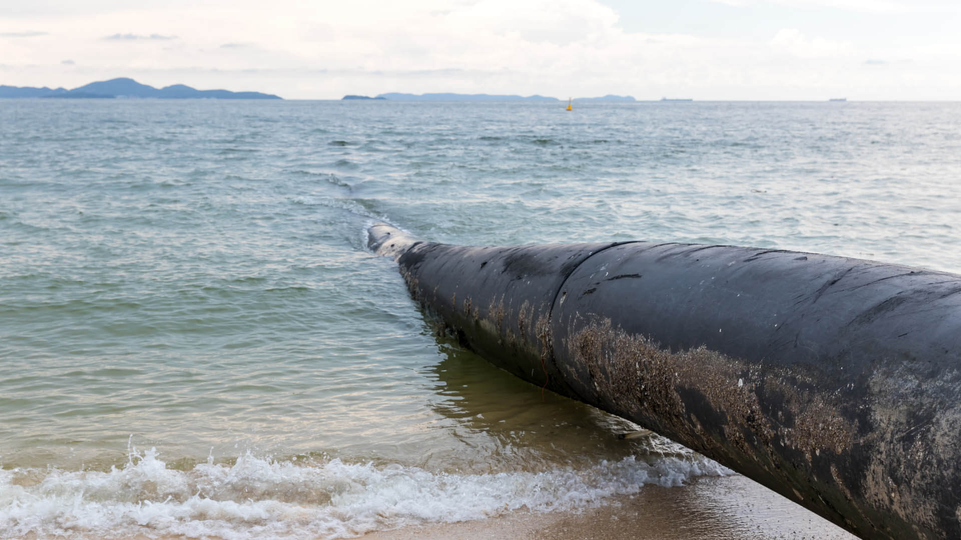 Tools and Methods for Reliably Connecting Dredge Pipelines